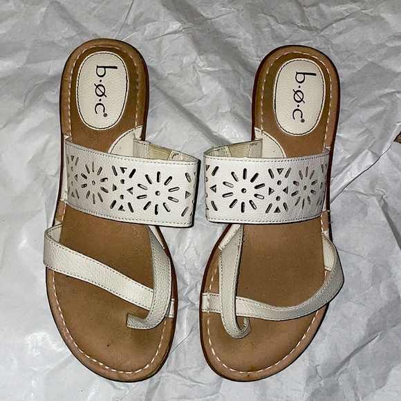 boc | Shoes | Boc Sandals Womens Size 9 Cream Colored | Poshmark